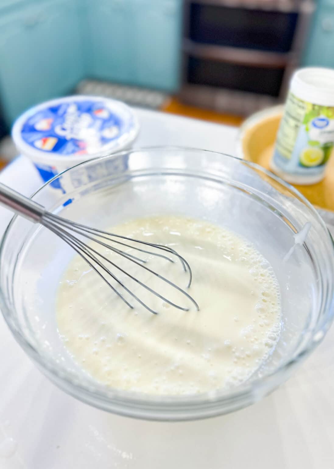 3 Ingredient Key Lime Pie - Sweet Tea and Sprinkles