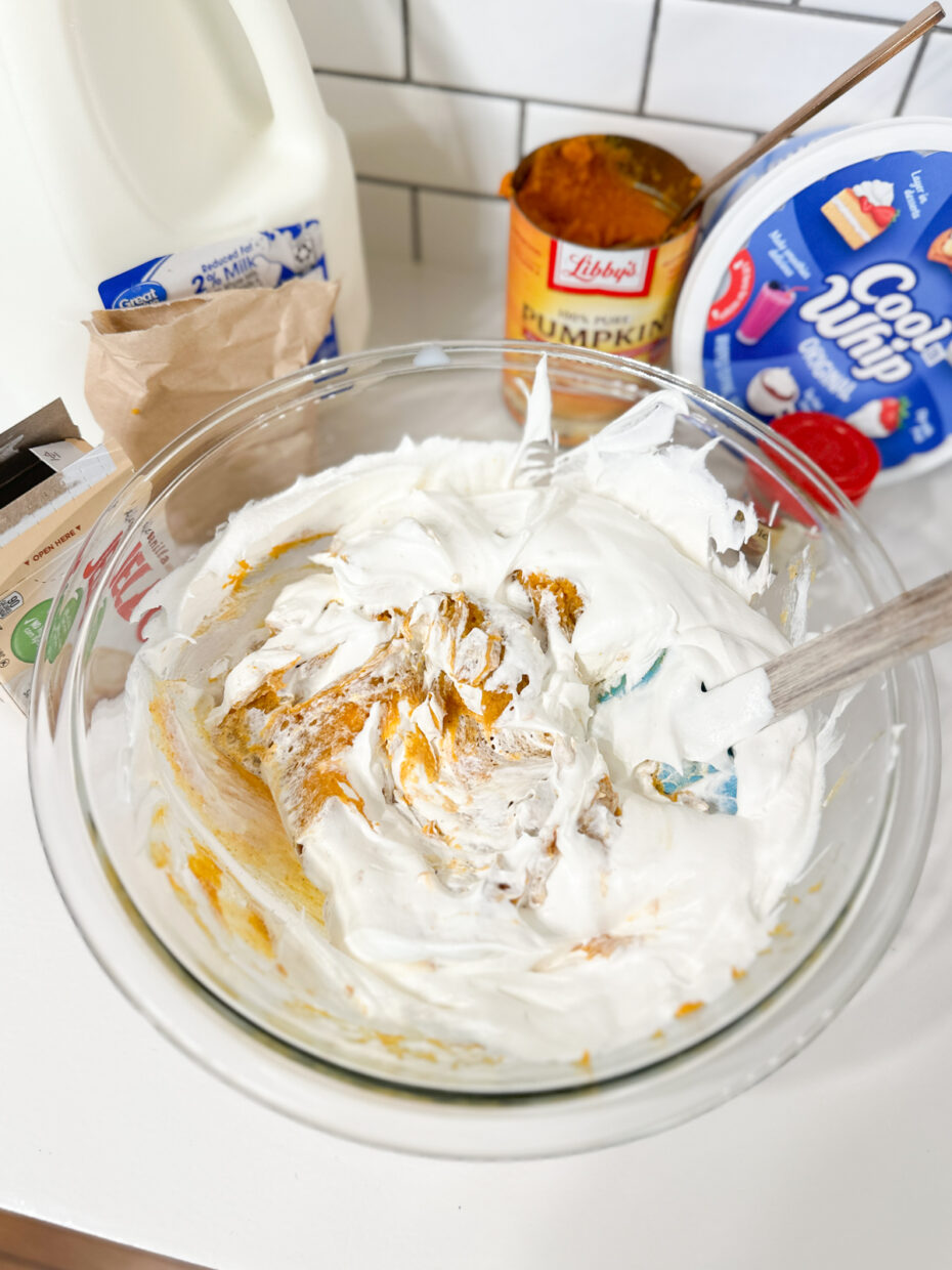 Pumpkin Spice Cool Whip Frosting - Sweet Tea and Sprinkles