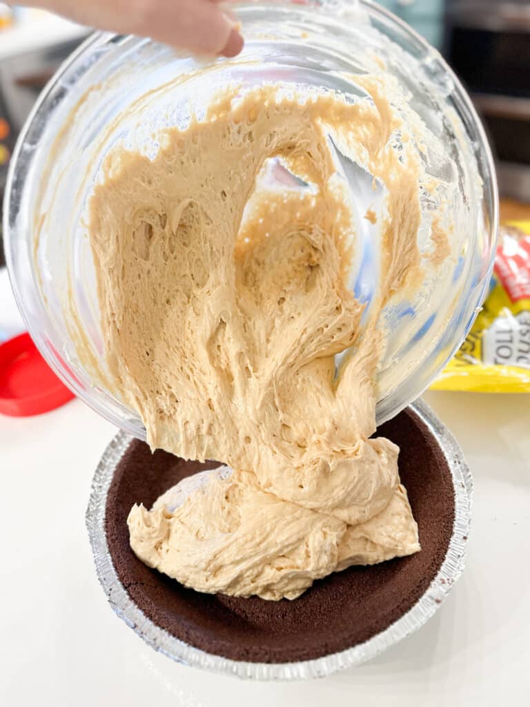 Reese's Peanut Butter Pie - Sweet Tea and Sprinkles