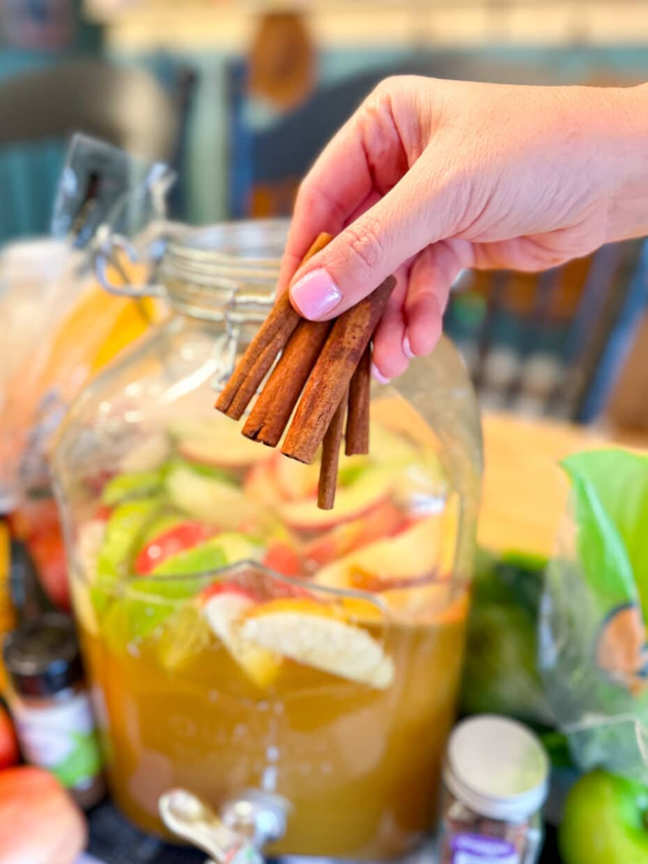 Caramel Apple Cider Jungle Juice - Sweet Tea and Sprinkles