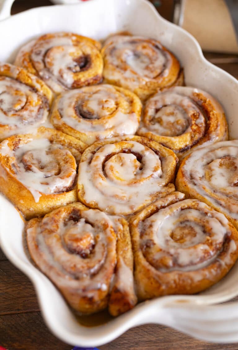 Copycat Cinnabon Cinnamon Rolls - Sweet Tea and Sprinkles