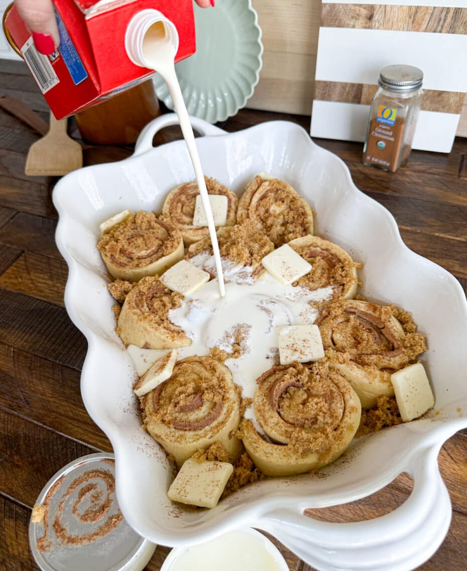 Copycat Cinnabon Cinnamon Rolls - Sweet Tea and Sprinkles