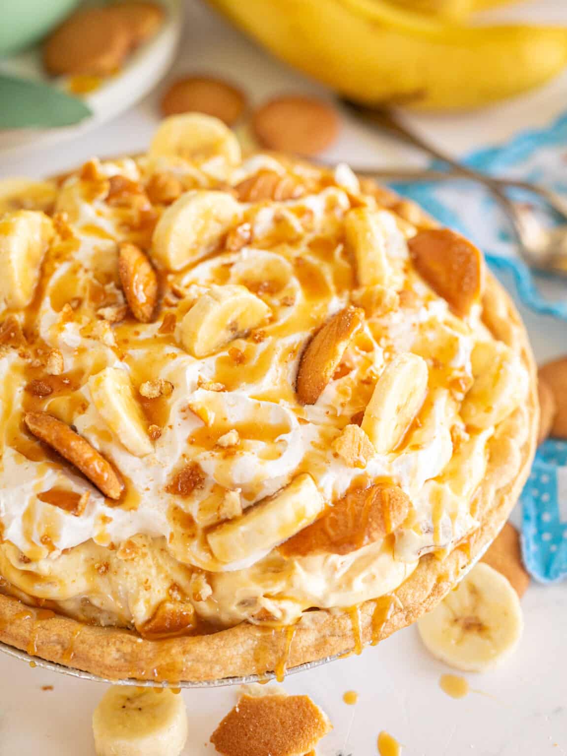 Banana Pudding Pie - Sweet Tea and Sprinkles